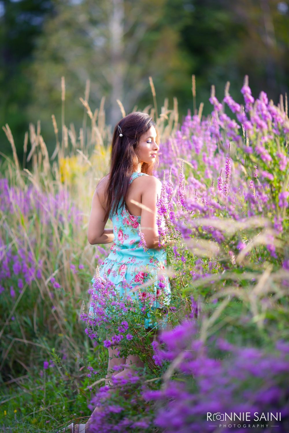 Summer Portraits with Flowers Boston - Ronnie Saini Photography